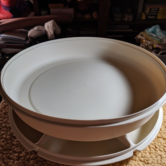 Tupperware | Kitchen | Tupperware 7 Compartment Serving Container ...